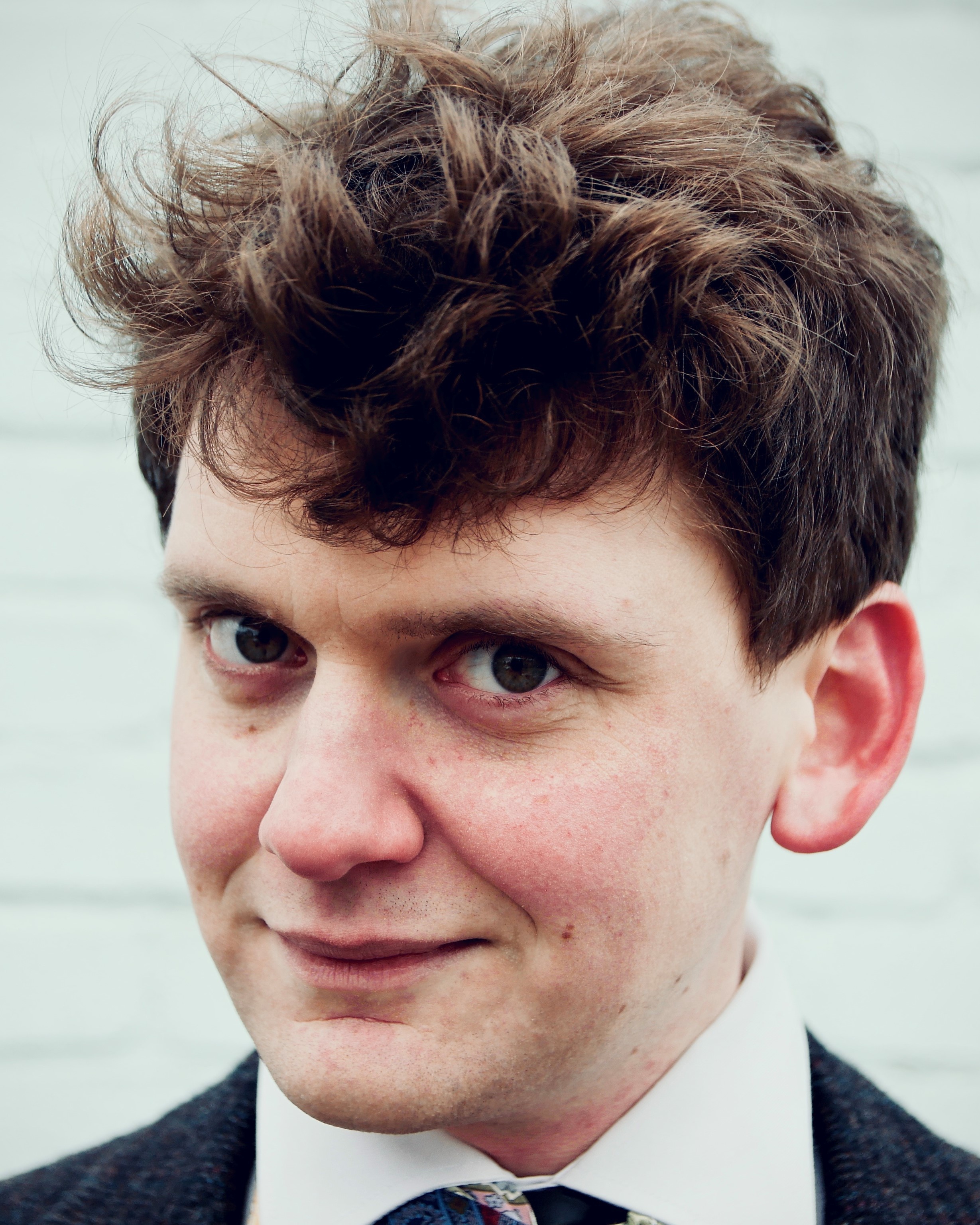 CONTACT – TOM BURGESS
